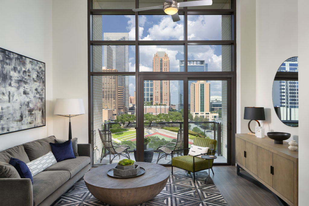 Houston, TX Apartments for Rent | Residences | Camden Downtown